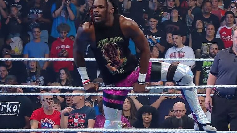 Backstage News on Je’Von Evans’ WWE RAW Contract Signing Segment ...